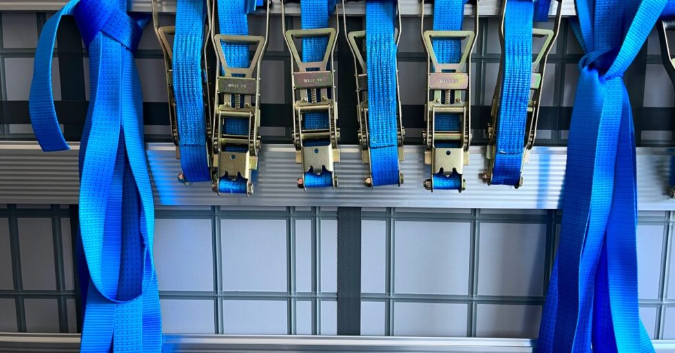 A Quick Guide to the Different Types of Tie-Down Straps